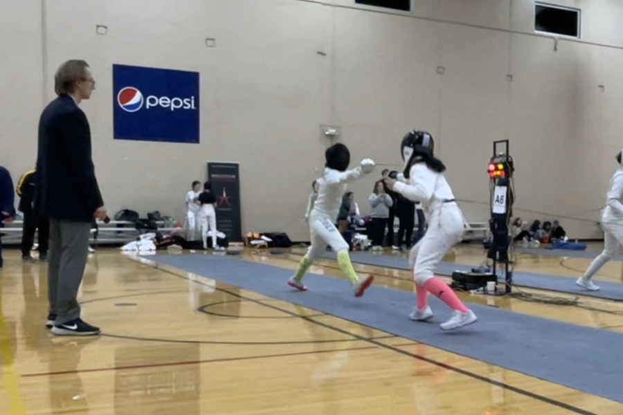 red door fencing – Olympic sport of fencing in Des Moines, Iowa